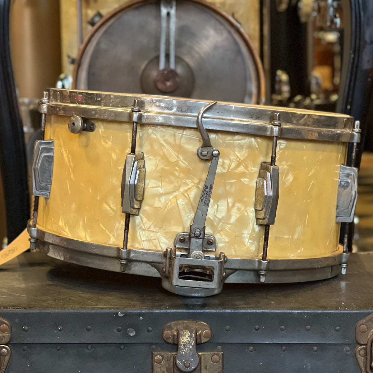 VINTAGE 1942 Ludwig 6.5x14 Super in White Marine Pearl – Badges Drum Shop