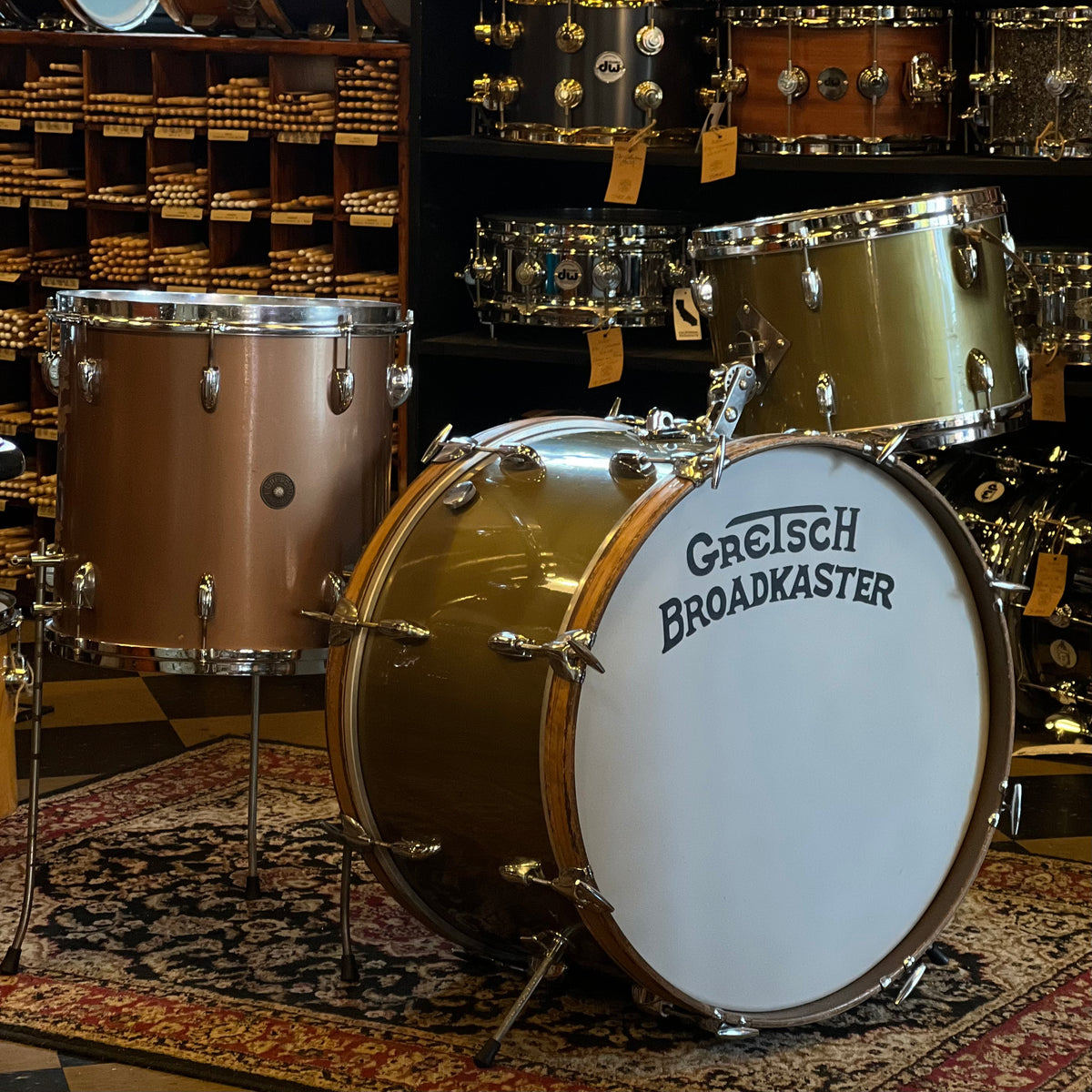 VINTAGE 1956-1959 Gretsch Round Badge 6ply "Name Band" Outfit in Coppe ...