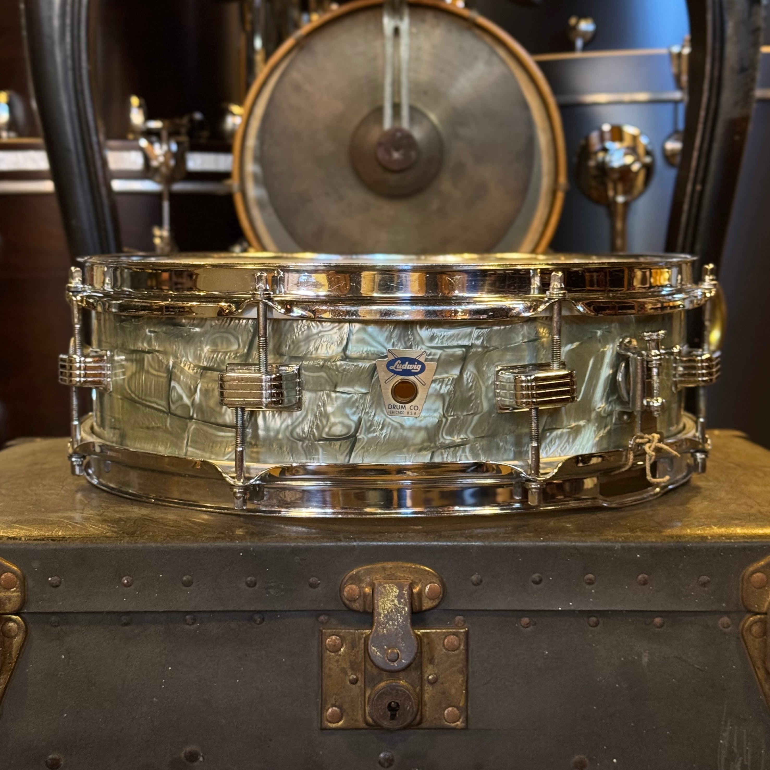 VINTAGE 1950's Ludwig 4x14 Transition Badge Downbeat Snare Drum in Sky ...