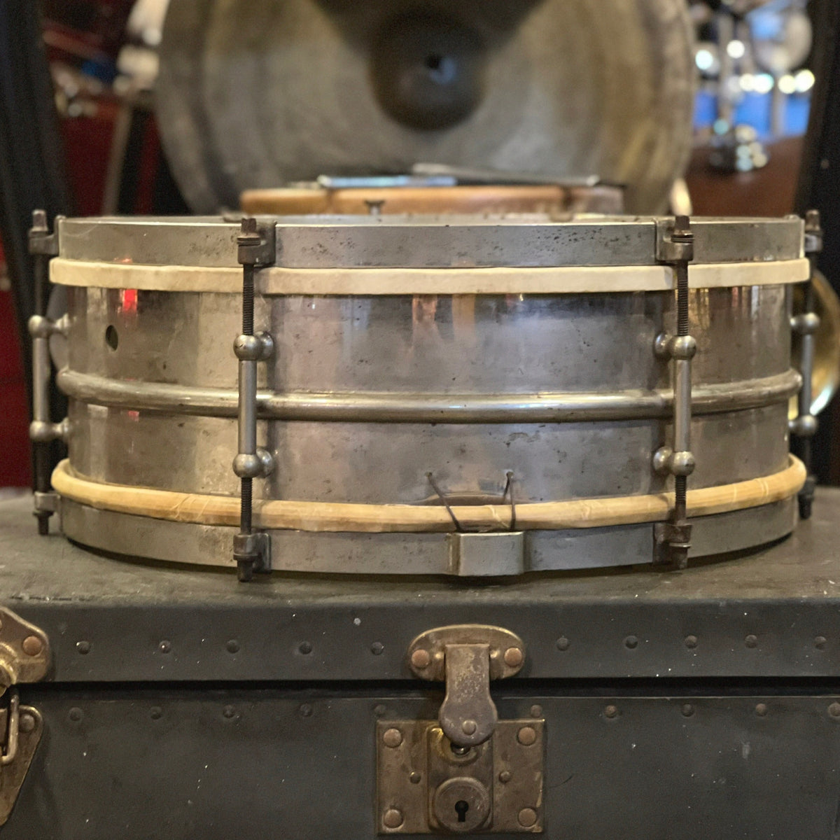 VINTAGE 1920's Ludwig 5x14 Universal Model Snare Drum – Badges Drum Shop