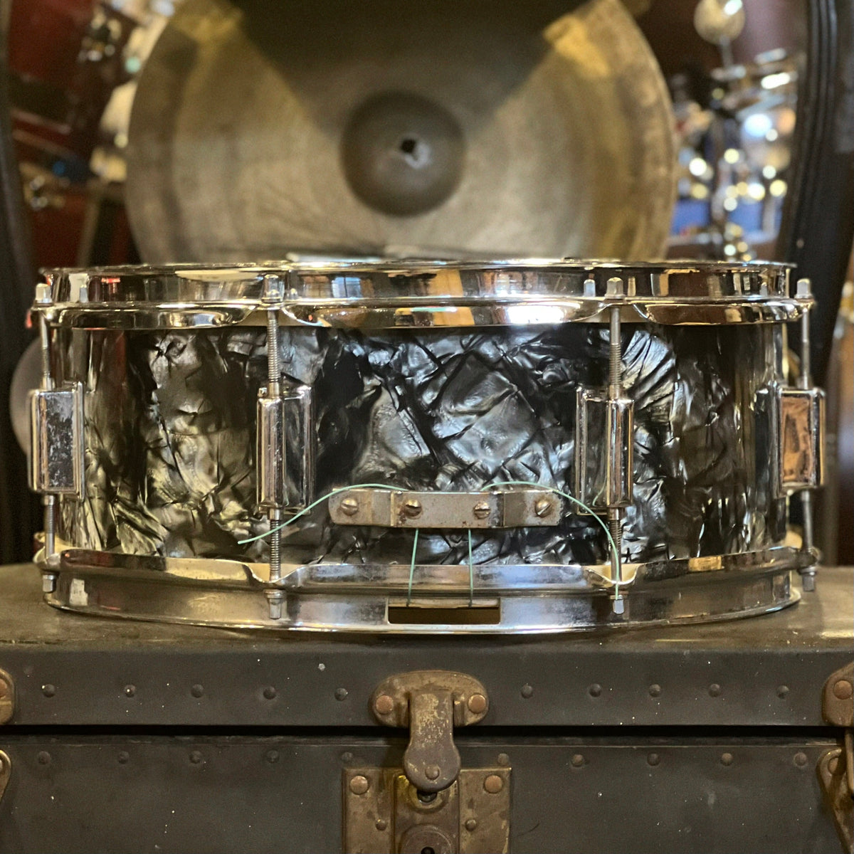 VINTAGE 1960's Kent 5x14 Snare Drum in Black Diamond Pearl – Badges ...